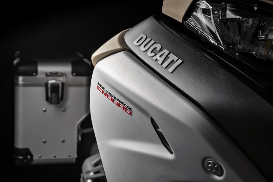 Νέα έκδοση Travel Edition για τη Multistrada 1260 Enduro