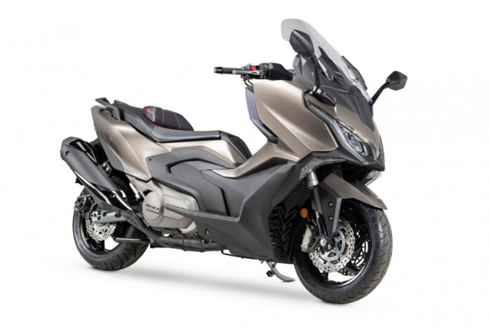 EICMA 2021: Τουριστική έκδοση Kymco ΑΚ 550 ST