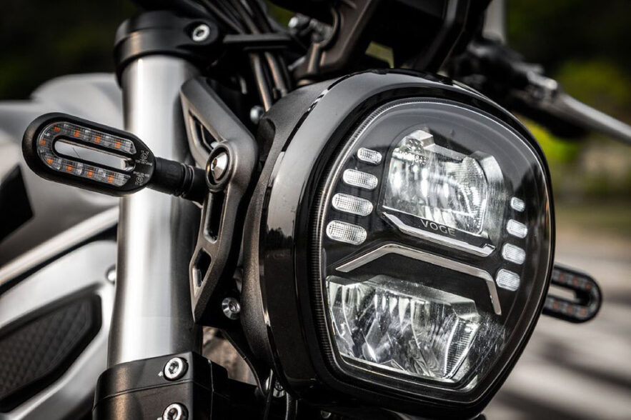 VOGE 500AC - Moto & Bike TV