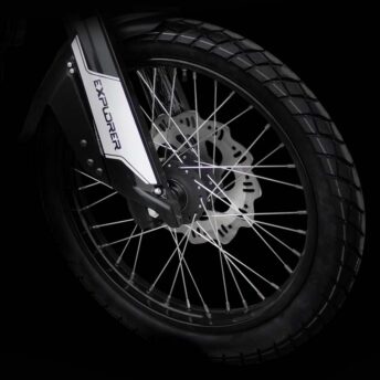 Daytona Explorer 125 - Moto & Bike TV