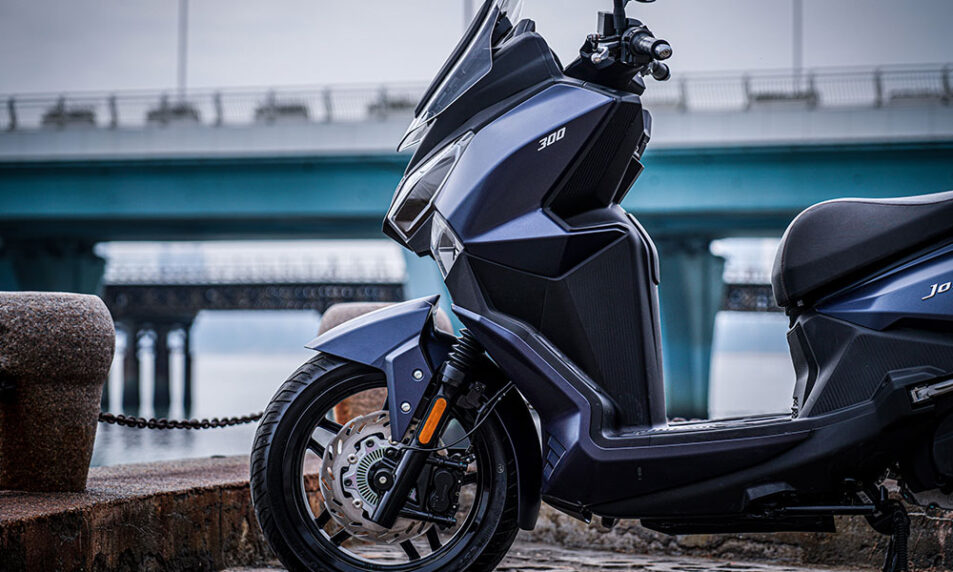 Έφτασε Στην Ελλάδα Το Νέο SYM Joyride 300 - Moto & Bike TV