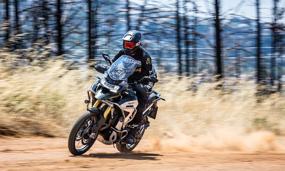 Triumph Tiger 1200 Rally Explorer - Moto & Bike TV
