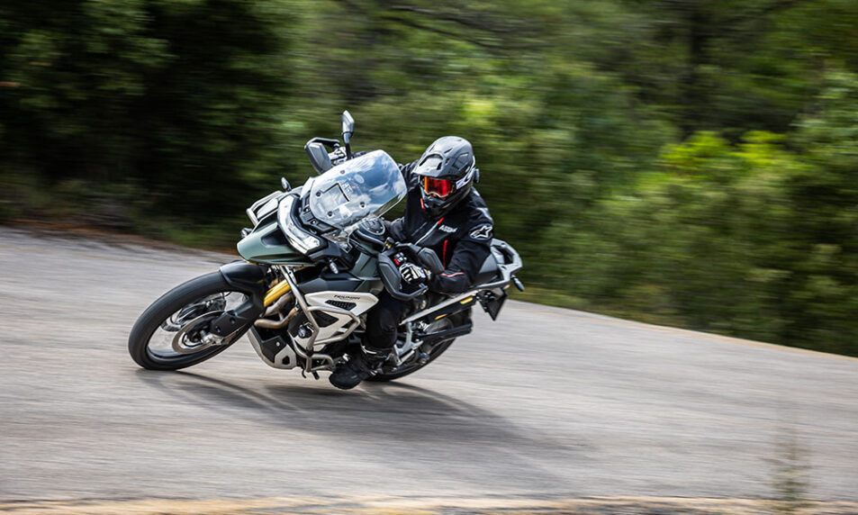 Triumph Tiger 1200 Rally Explorer - Moto & Bike TV