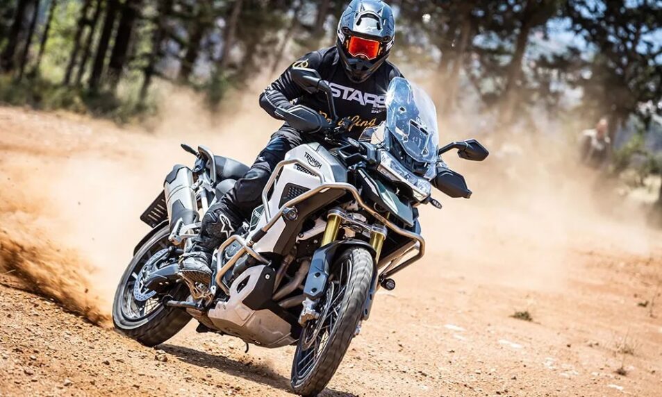 Triumph Tiger 1200 Rally Explorer - Moto & Bike TV