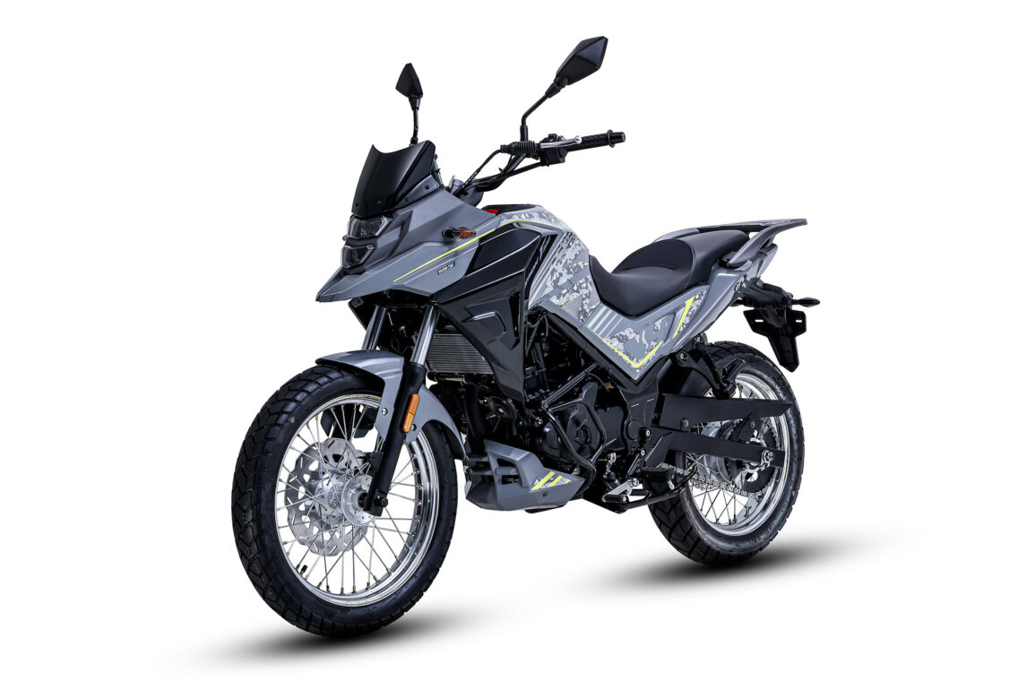 SYM NH-T 300 - Moto & Bike TV