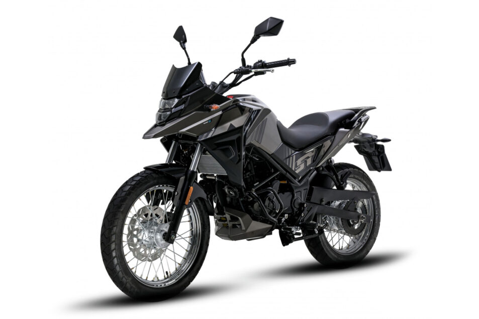 SYM NH-T 300 - Moto & Bike TV