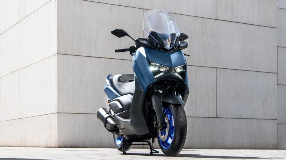Yamaha XMAX 300 2023(+Video)