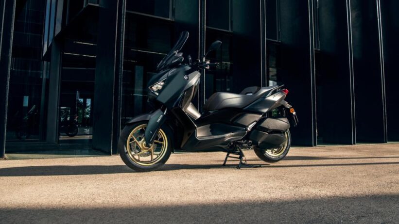 Yamaha XMAX 300 2023(+Video)