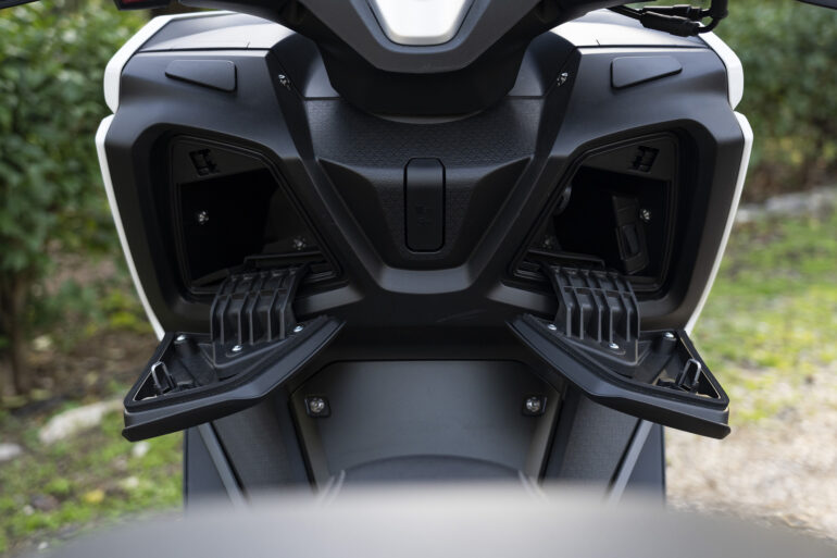 VOGE SR4 Max(+Video) - Moto & Bike TV