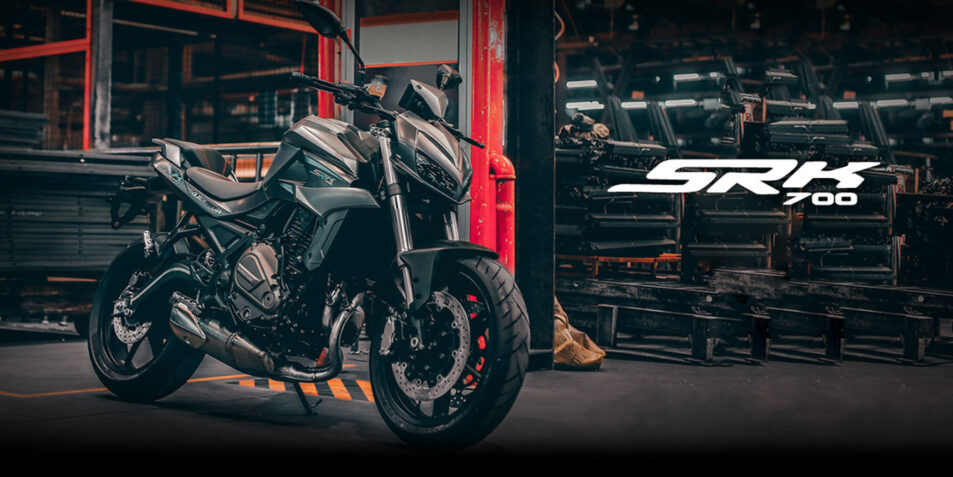 Έφτασε Η Νέα QJMOTOR SRK 125 S - Moto & Bike TV