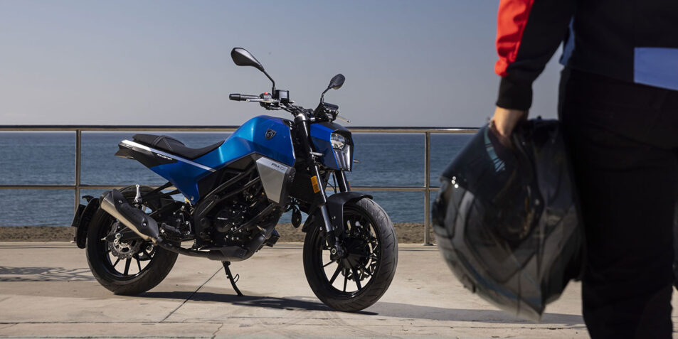 Η Peugeot Motorcycles στην Ελλάδα από τον Όμιλο Επιχειρήσεων Σαρακάκη ...