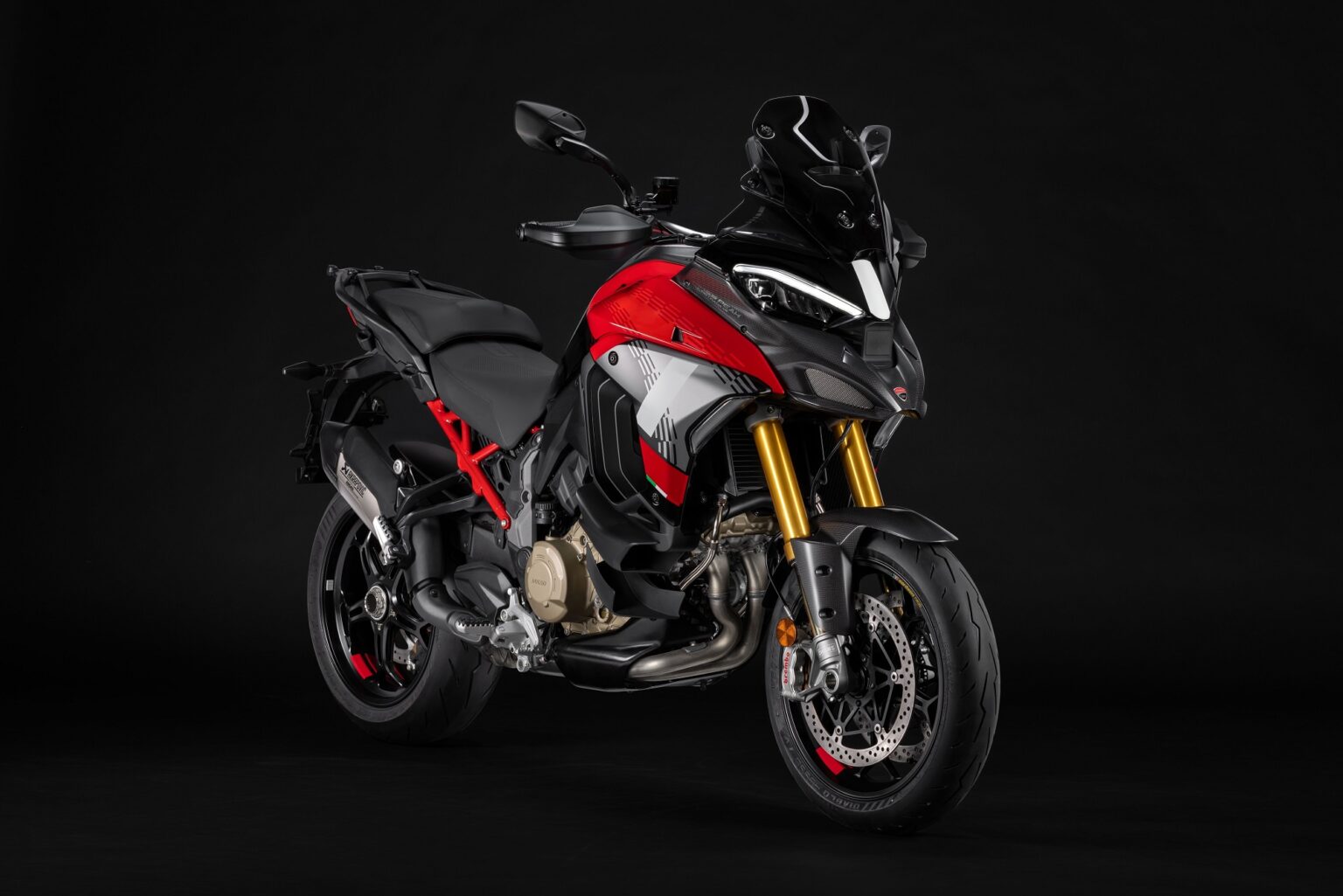 Η Ducati αποκαλύπτει τις νέες Multistrada V4, V4 S και Pikes Peak 2025